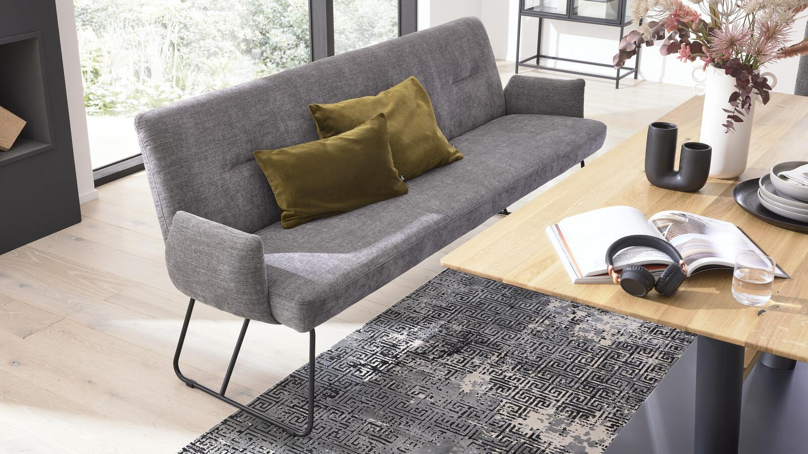 Bank Jason Ada Hungaria