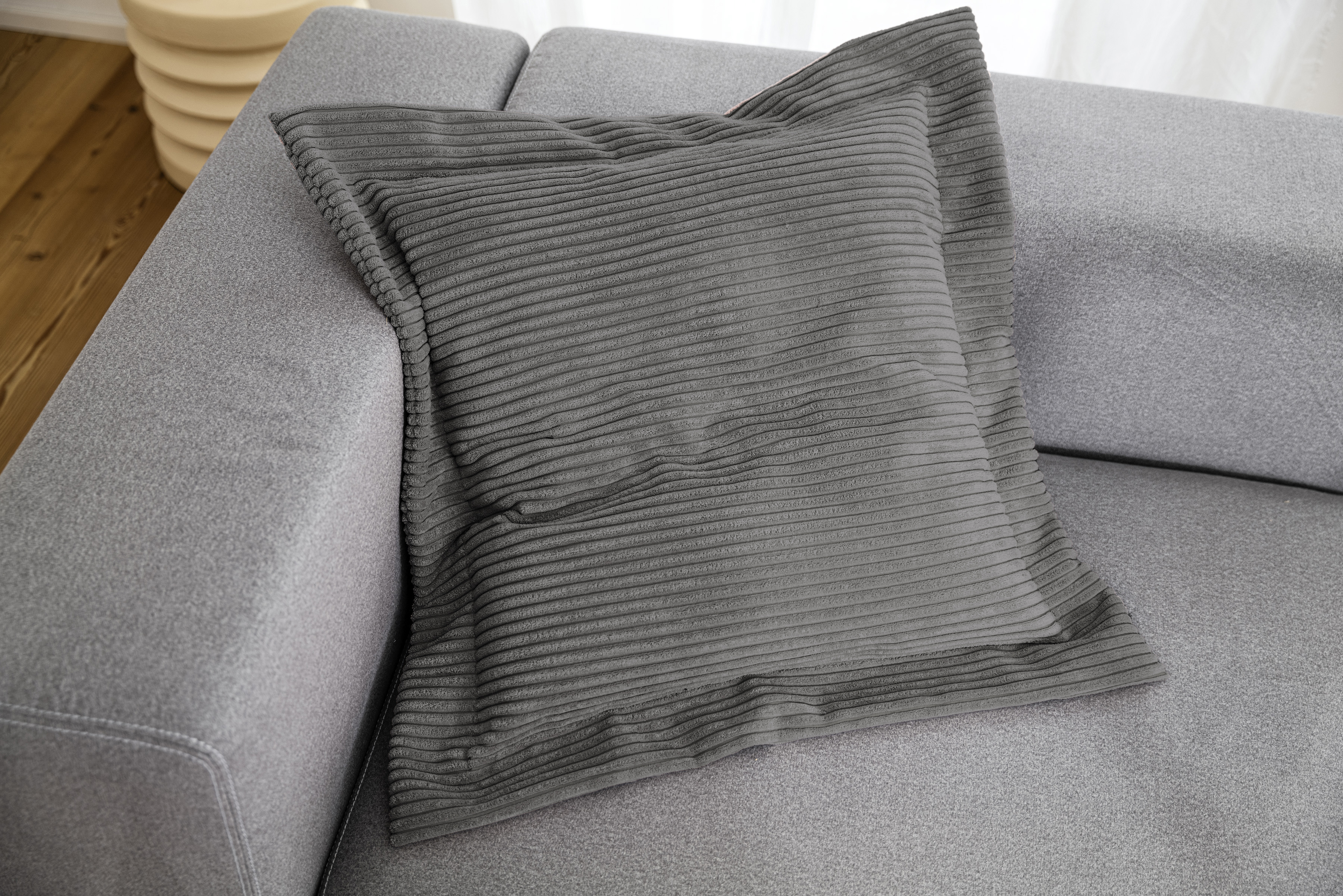 Kissen Shara, Anthrazit B: 70 cm Magma / Farbe: